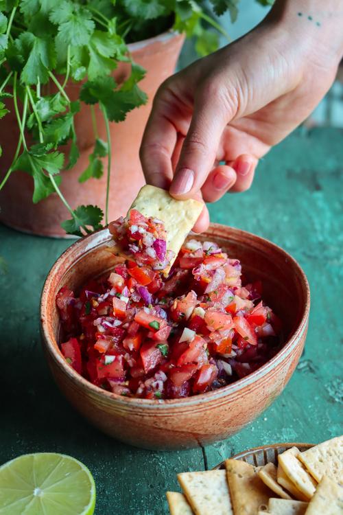 Homemade Simple Salsa | Pick Up Limes