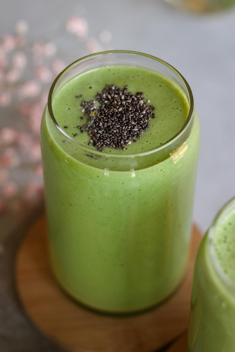 Cold Busting Green Smoothie | Pick Up Limes