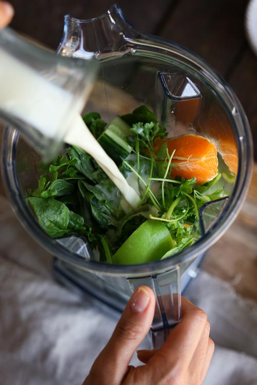 Cold Busting Green Smoothie | Pick Up Limes